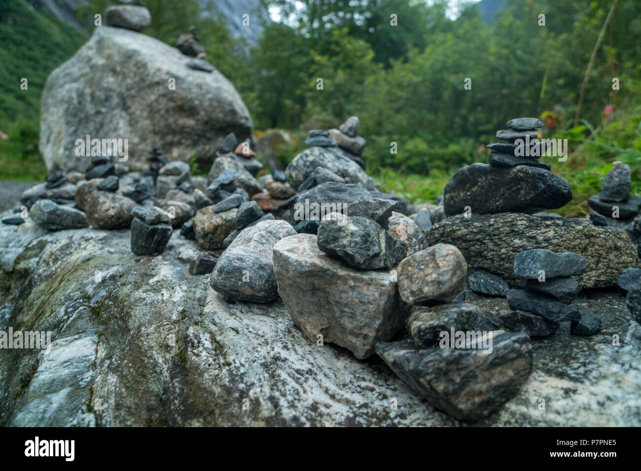 Rock stacking beach hi-res stock photography and images - Alamy