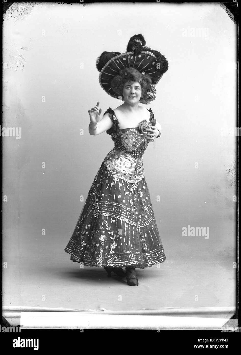 Inga Berentz i Flickorna Jackson, Oscarsteatern 1907. Glasnegativ 203 ...