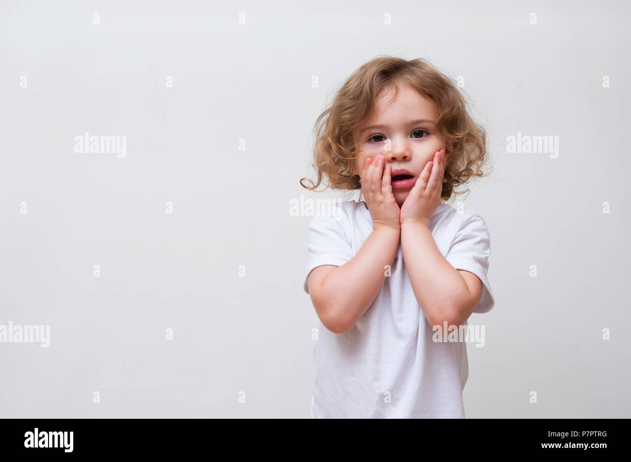 Surprised little child hi-res stock photography and images - Alamy