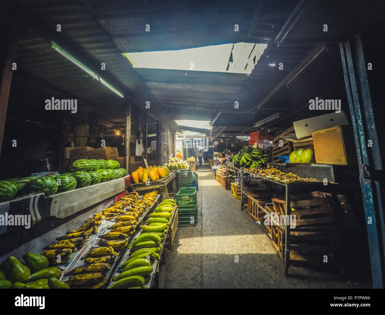 Panama market fruit hi-res stock photography and images - Alamy