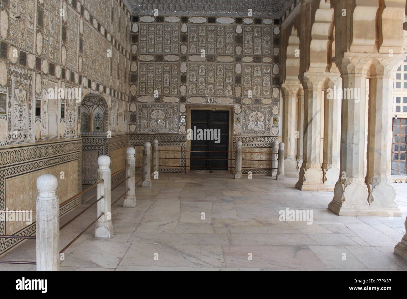 Sheesh mahal hi-res stock photography and images - Alamy