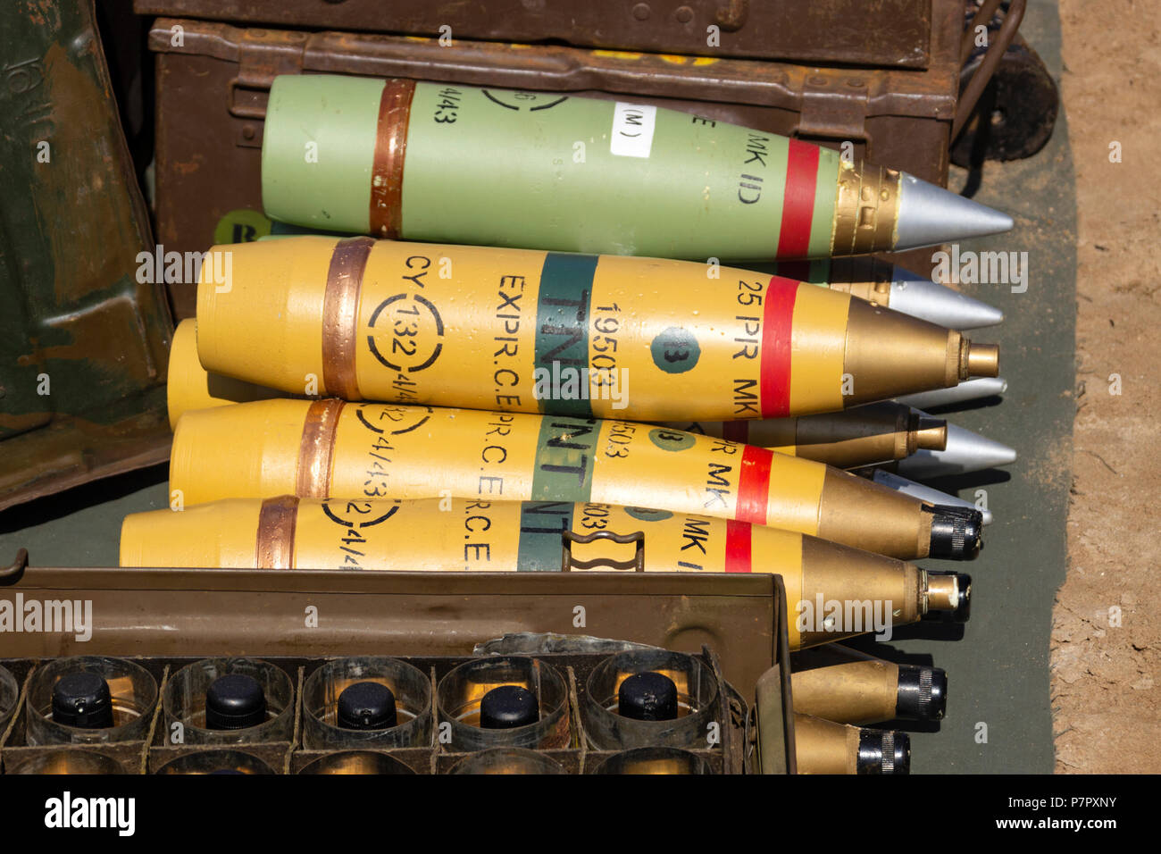 Ammunition shells hi-res stock photography and images - Alamy