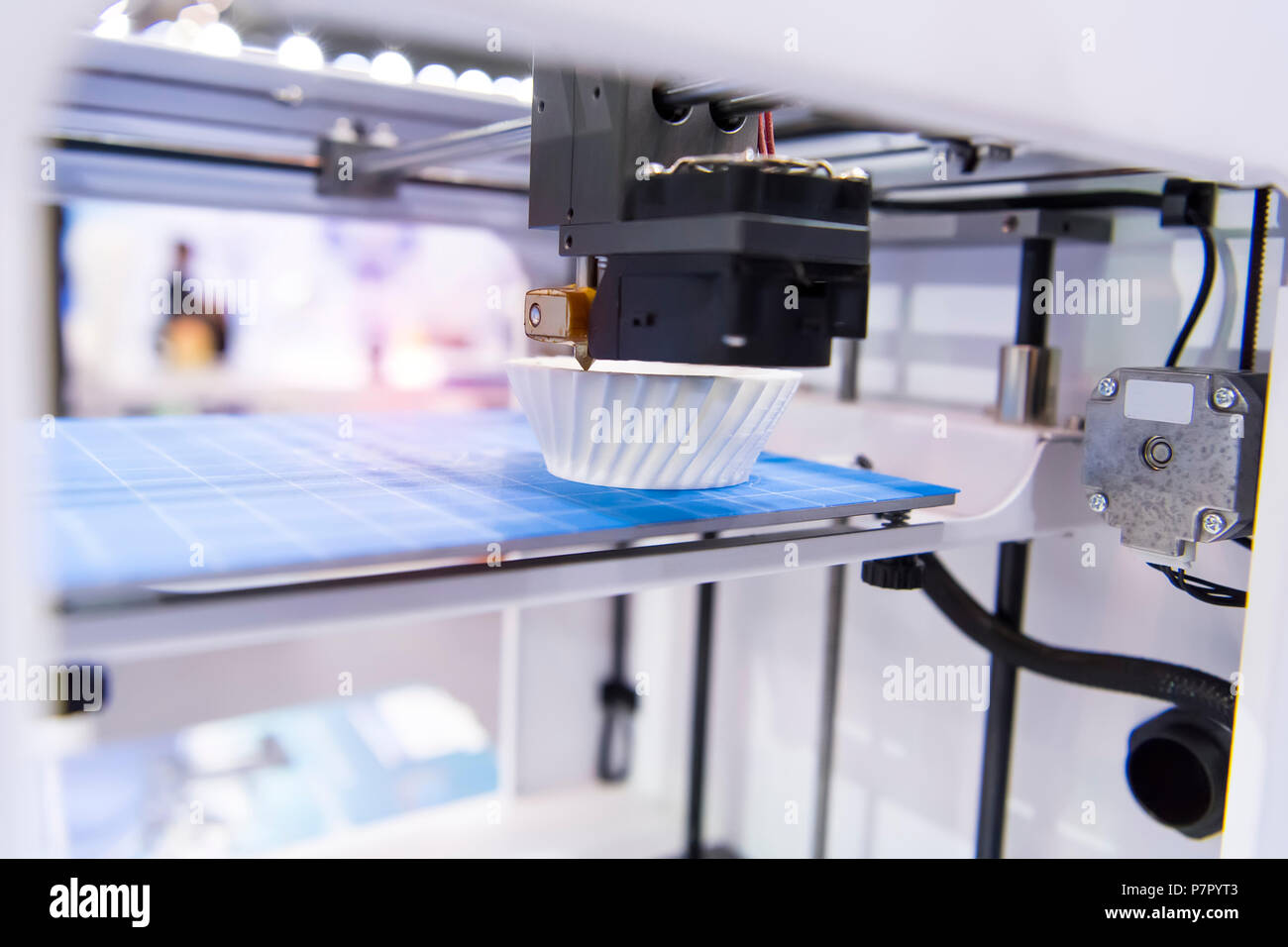 Printing 3D printer Object Stock Photo - Alamy