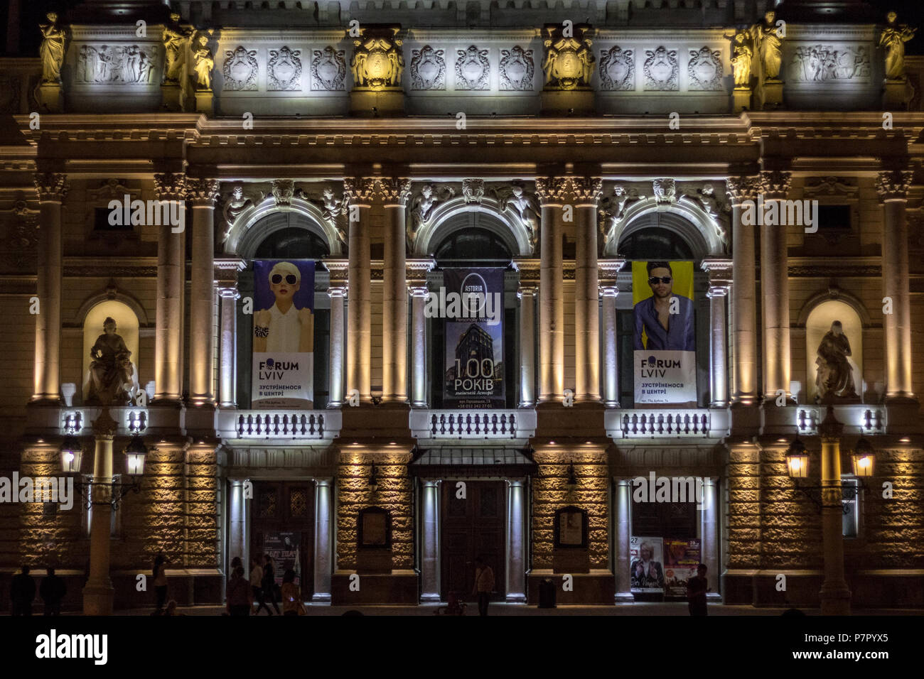 Lviv Opera House Stock Photos & Lviv Opera House Stock Images - Alamy