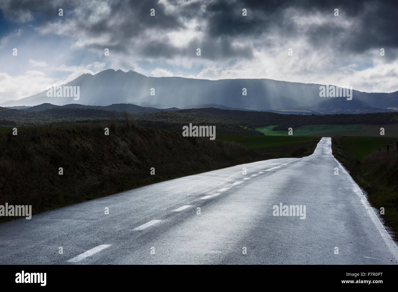 Road range hi-res stock photography and images - Alamy