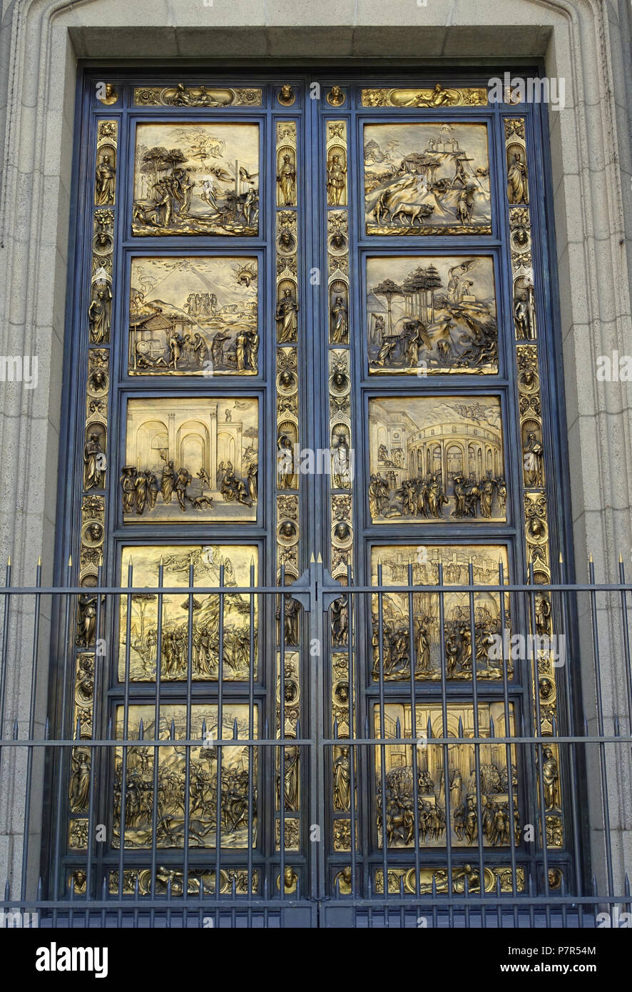 Grace gates hi-res stock photography and images - Alamy