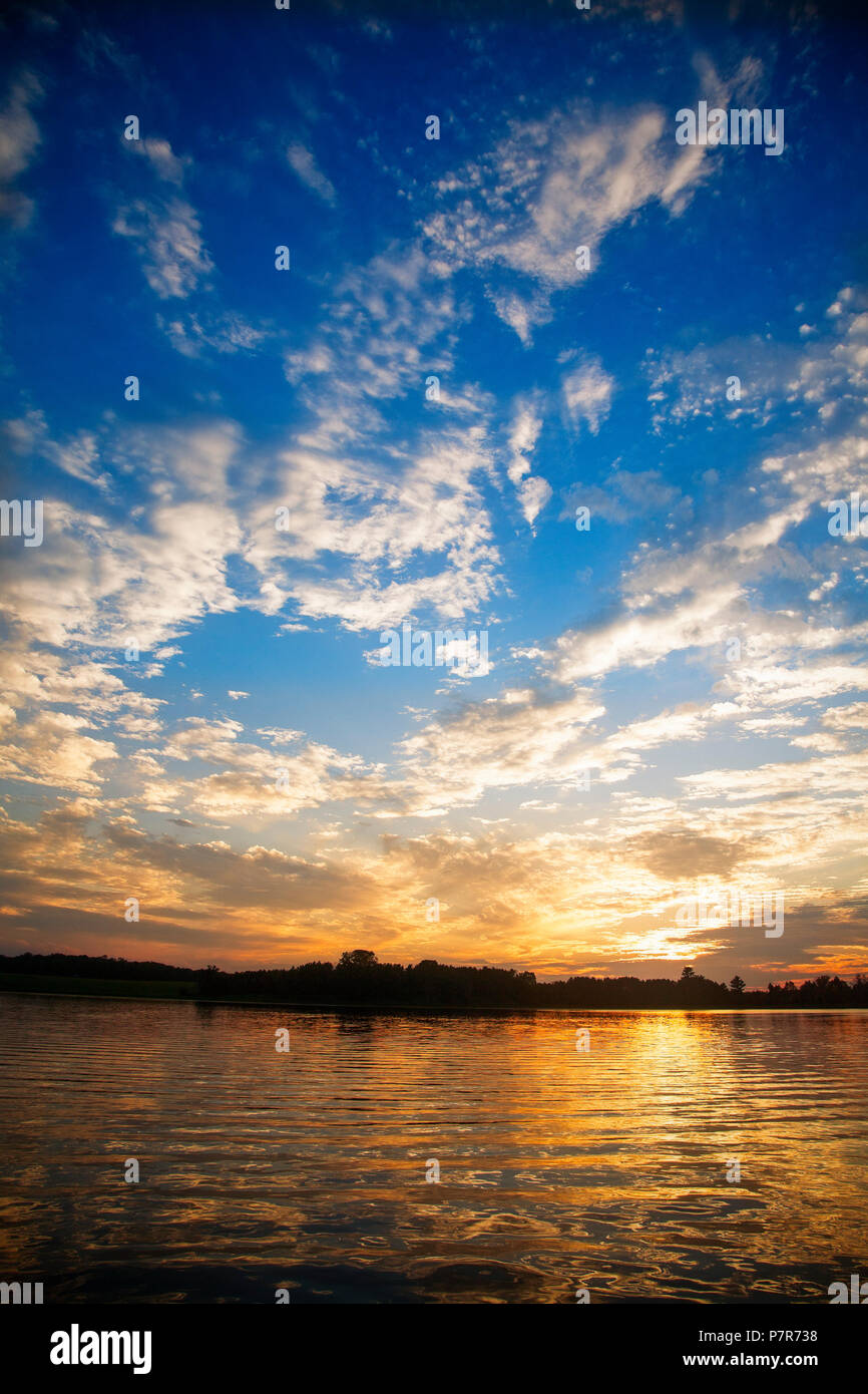 Colorful sunset over lake hi-res stock photography and images - Alamy
