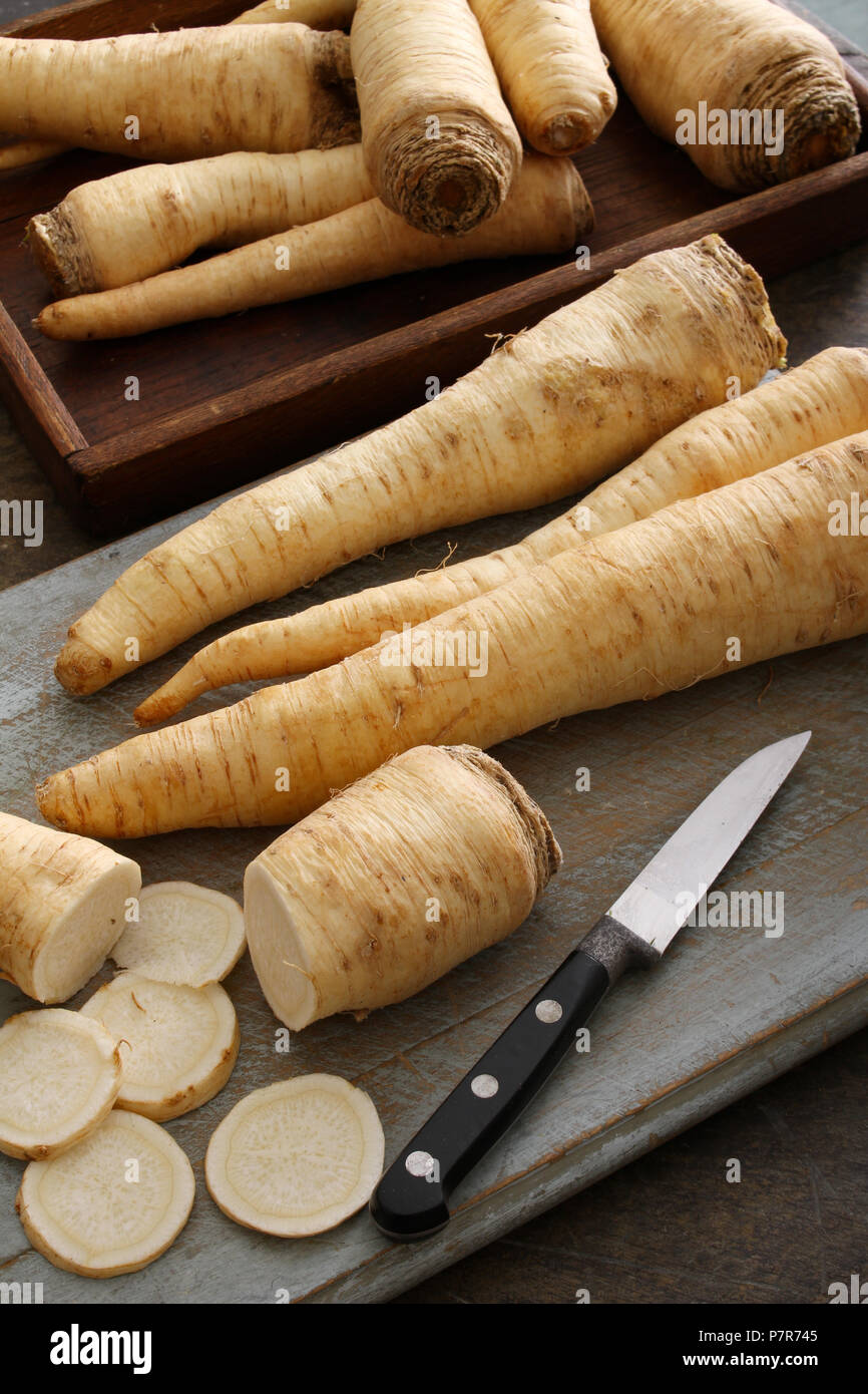 Persil racine hi-res stock photography and images - Alamy