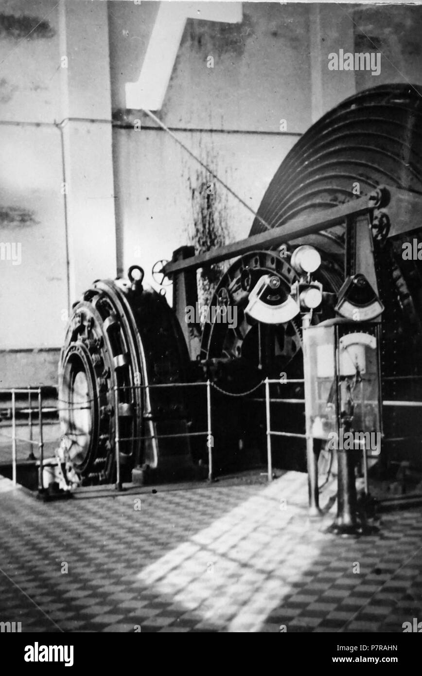 Machine électrique hi-res stock photography and images - Alamy