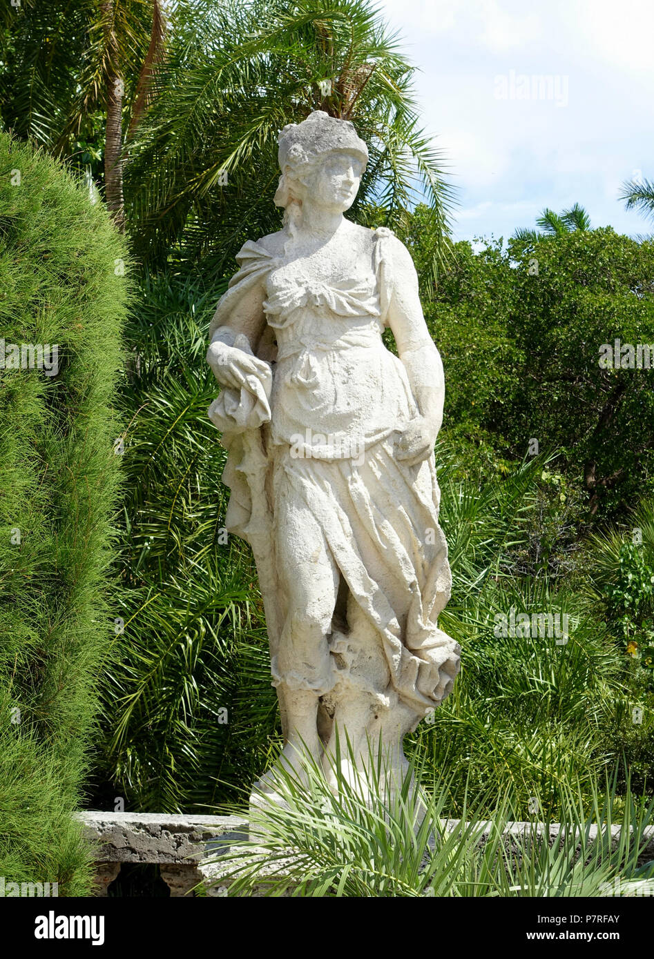 English: Sculpture in Vizcaya Museum and Gardens - Miami, Florida, USA ...
