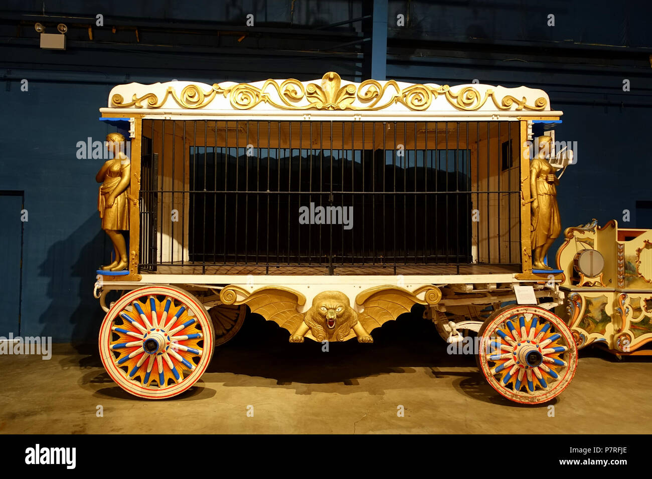 Roman wagon hi-res stock photography and images - Alamy