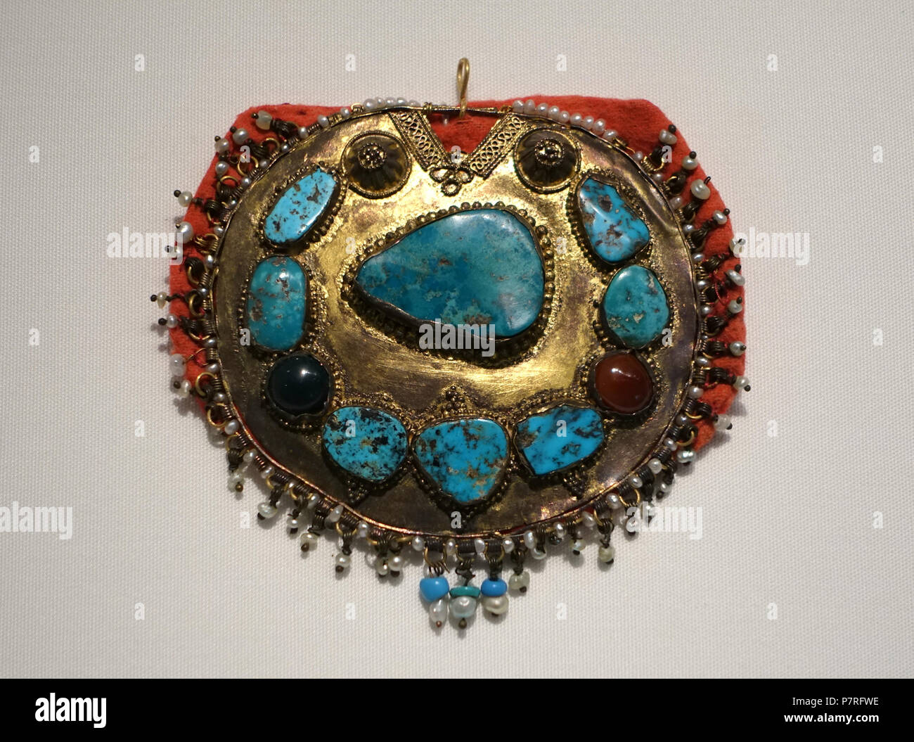 Forehead ornament hi-res stock photography and images - Alamy
