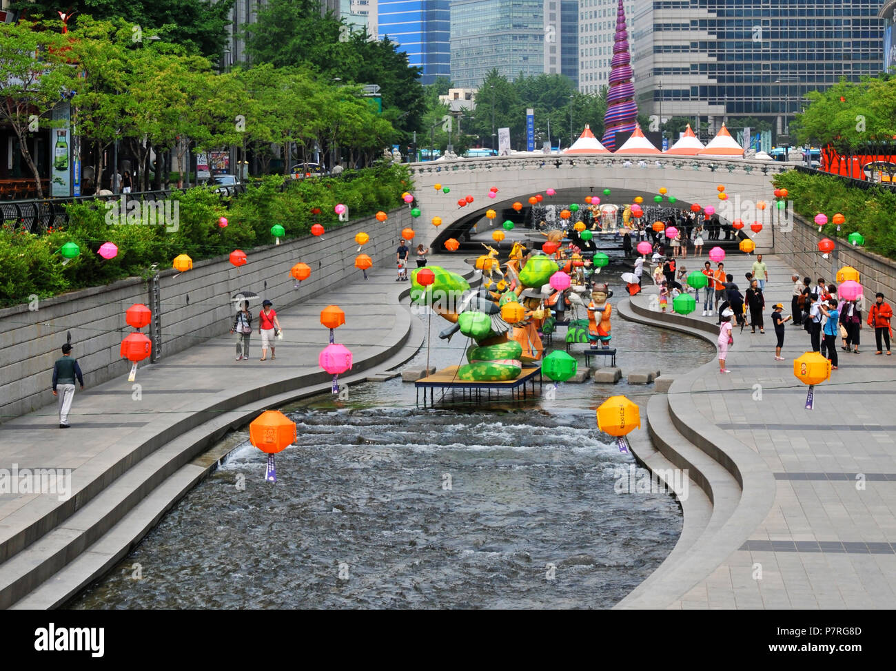 Cheonggyecheon river, Seoul, South Korea Stock Photo - Alamy