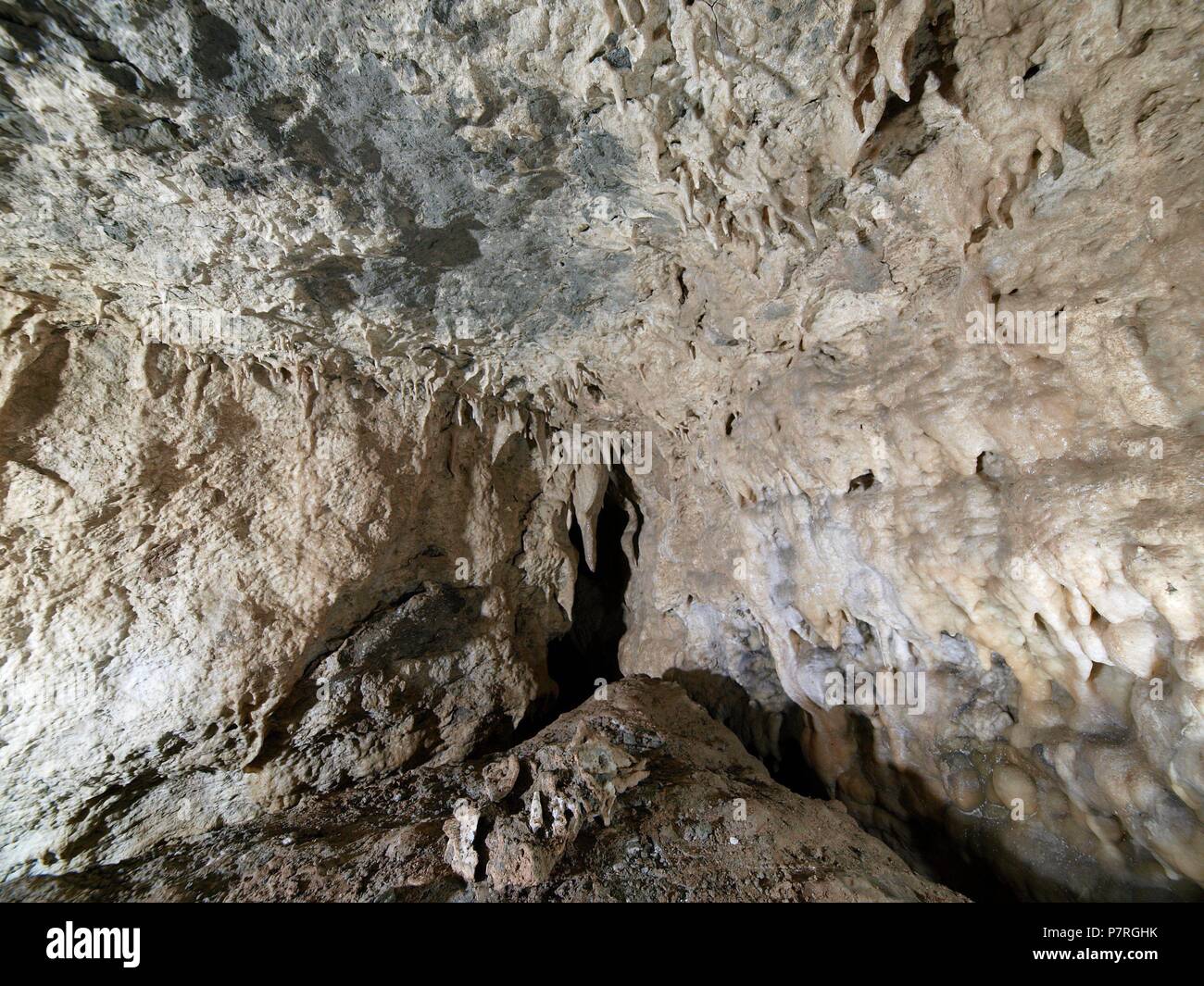 CUEVA DE PEDRO FERNANDEZ. ESTREMERA, COMUNINDAD DE MADRID, ESPAÑA Stock ...
