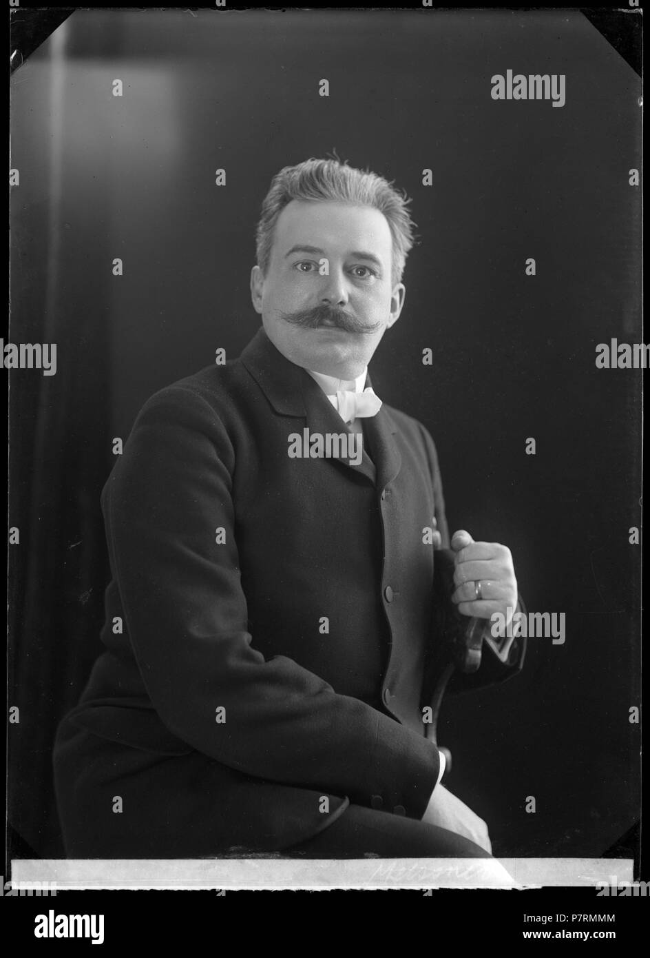 Conductor glass Black and White Stock Photos & Images - Alamy