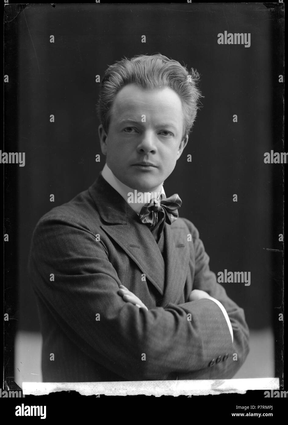 . Ivar Nilsson, actor, portrait 1907. English: Ivar Nilsson, actor ...