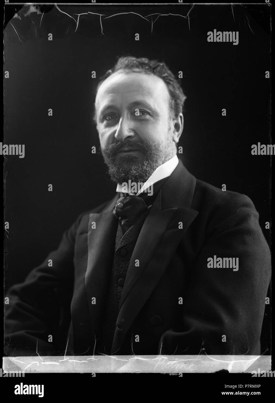 August Palme, odaterat porträtt ca 1904. Glasnegativ 29 August Palme ...