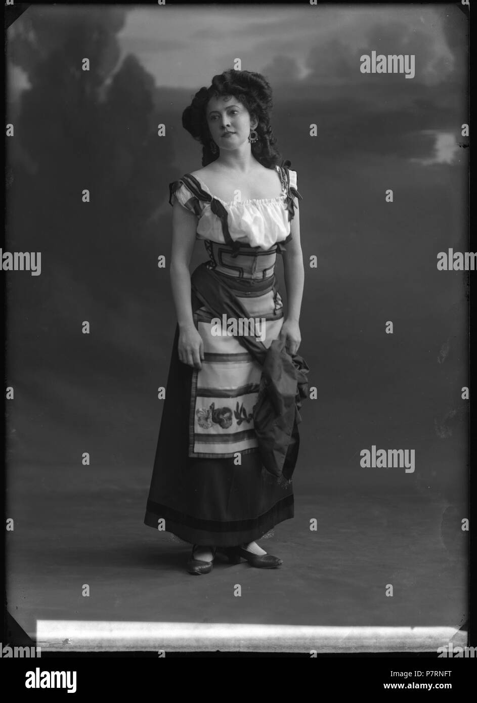 Victoria Strandin som Fenella i operan Den stumma från Portici ...