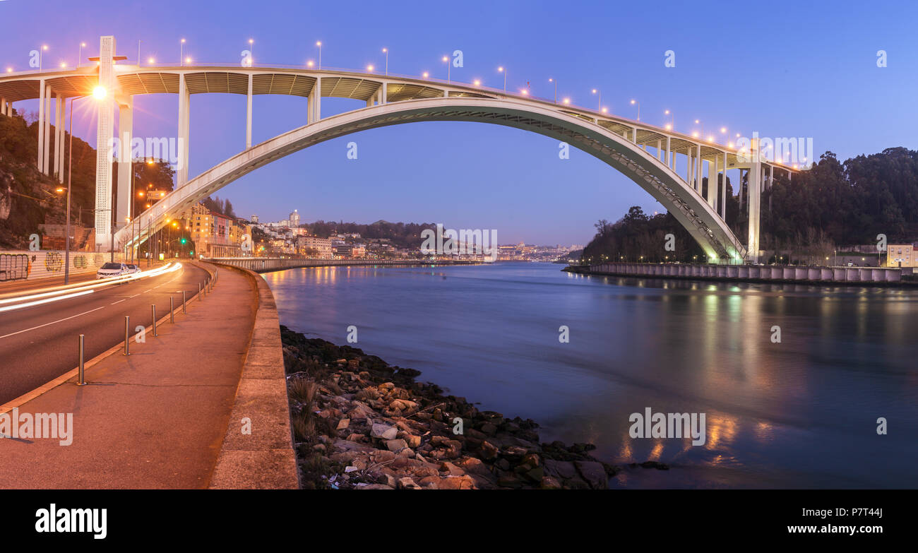 Ponte da Arrabida Bridge in Porto, Portugal Stock Photo - Alamy