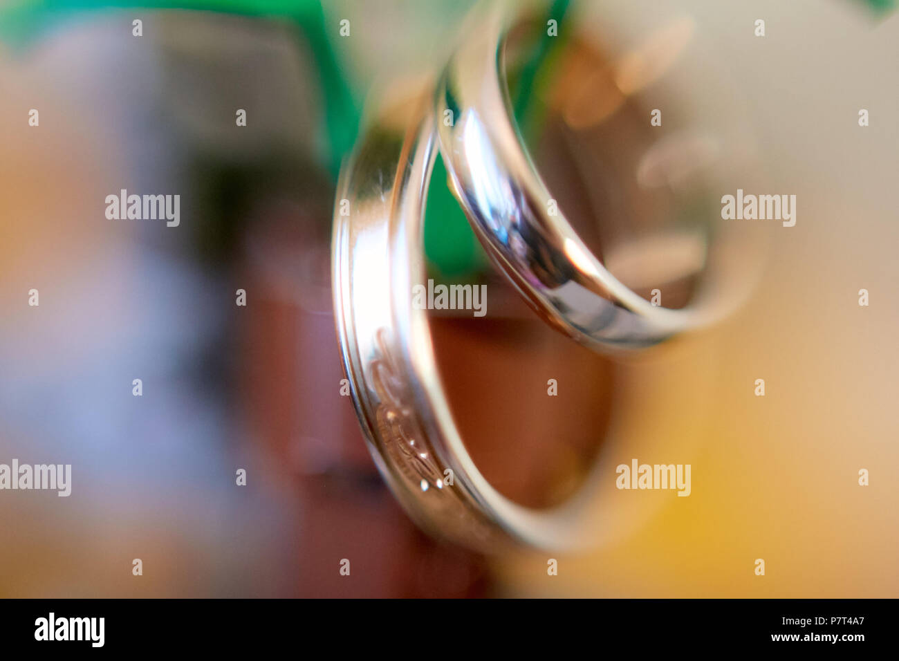 wedding rings close up Stock Photo - Alamy