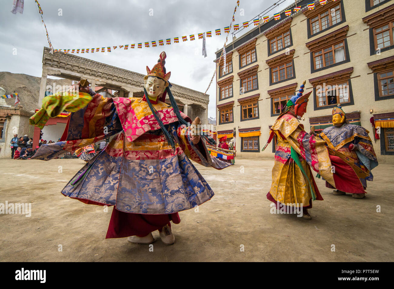 Indian people with mask hi-res stock photography and images - Alamy