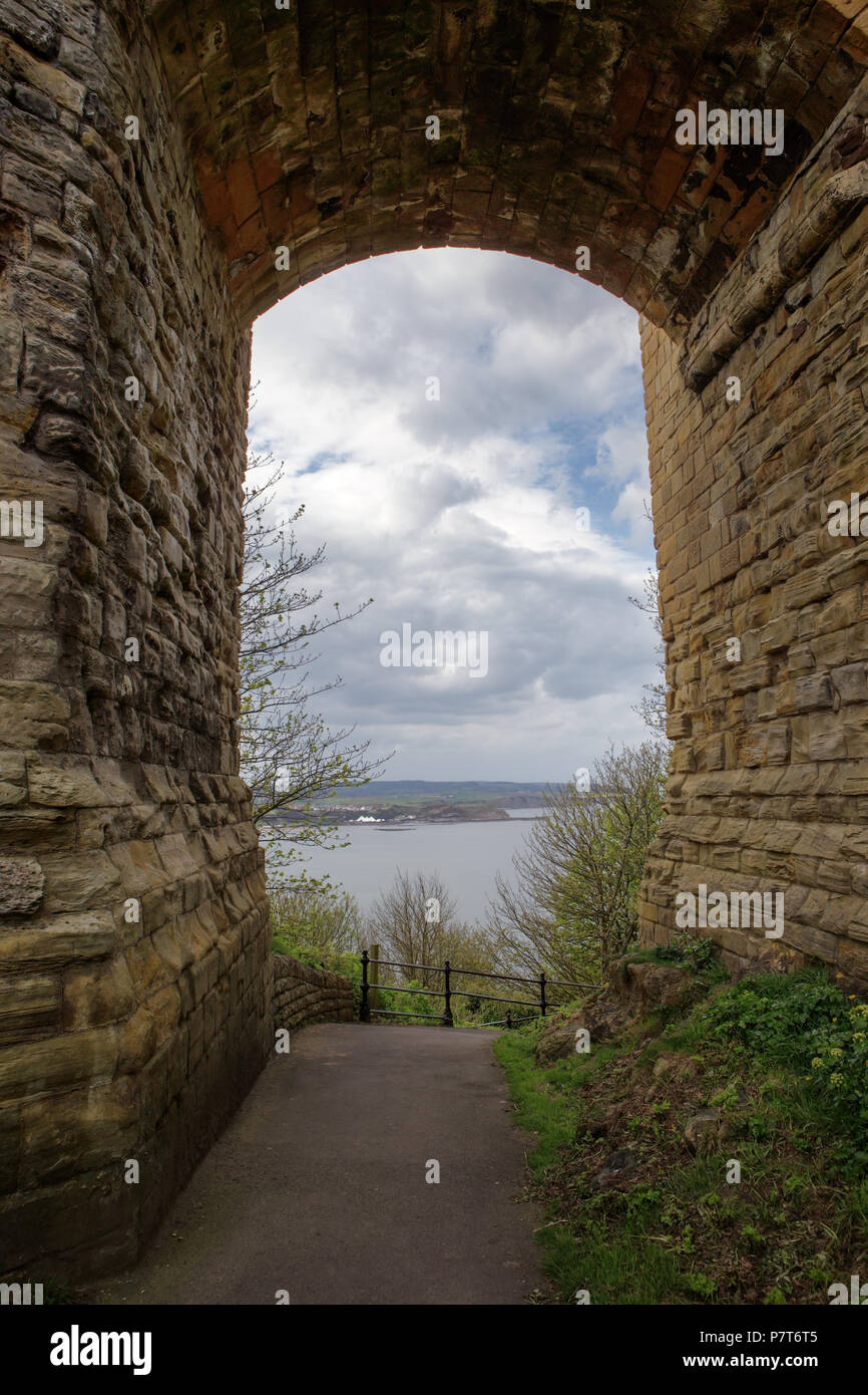 Archway shape hi-res stock photography and images - Alamy