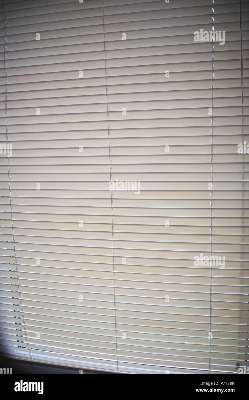Venetian blind sunlight hi-res stock photography and images - Alamy