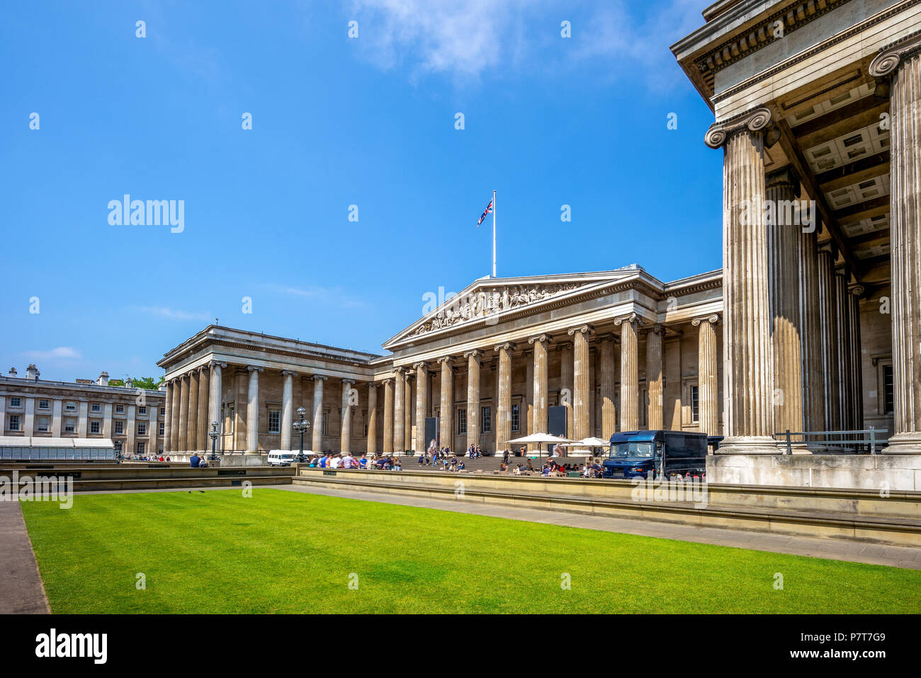 Ancient british monument hi-res stock photography and images - Alamy