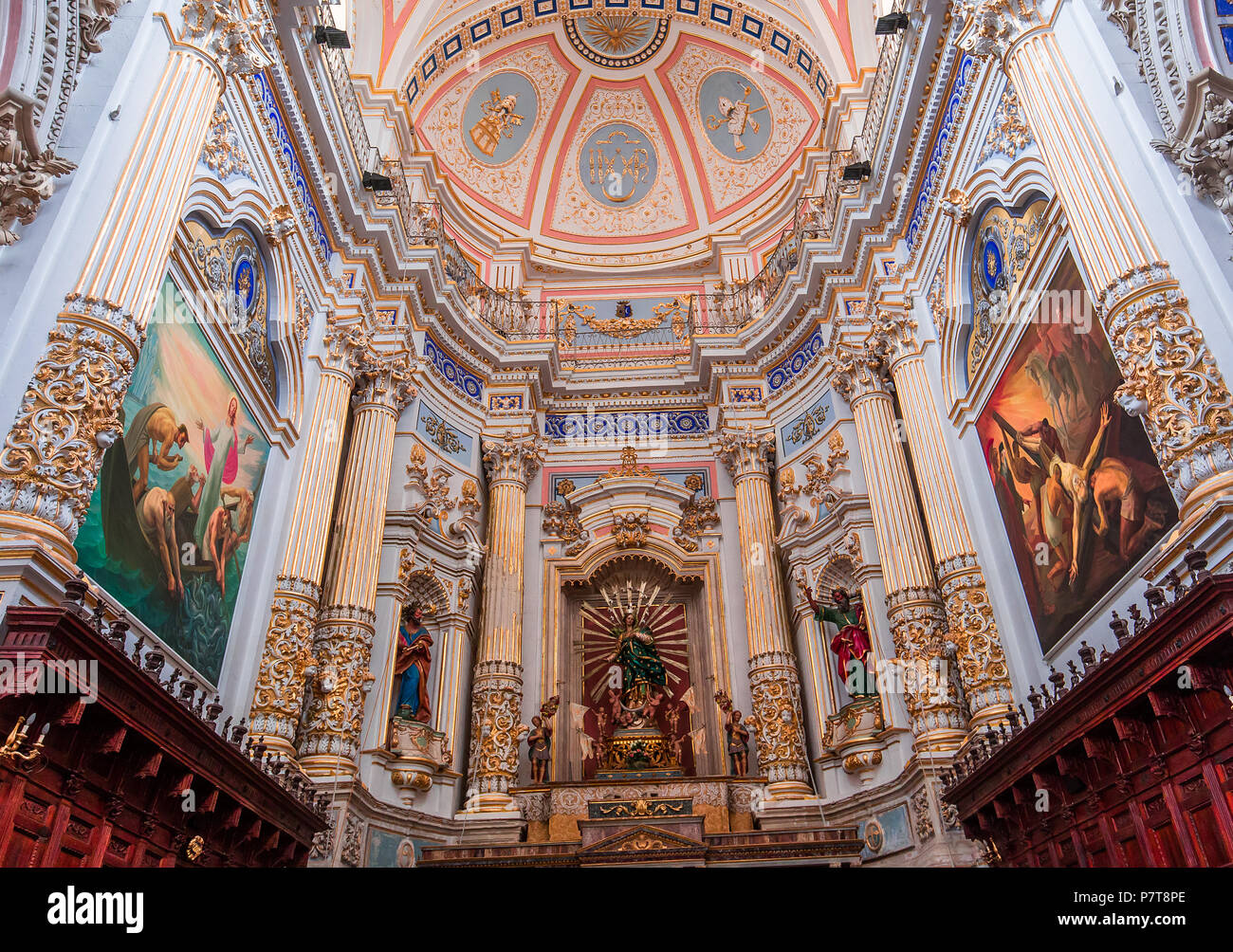 MODICA, SICILY, ITALY, JUNE 19, 2018 : interiors details and frescoes ...