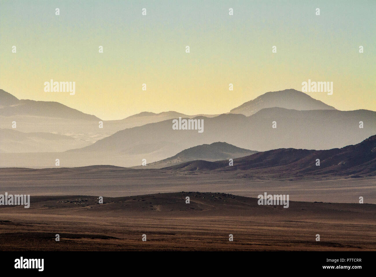 Layers of mountains hi-res stock photography and images - Alamy