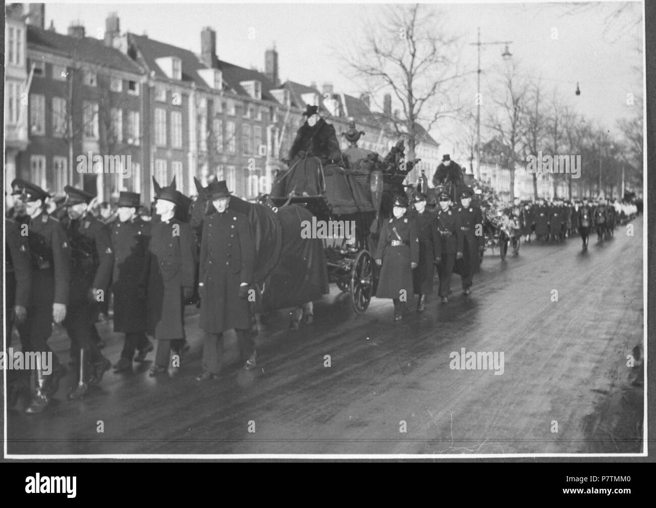 16 8 g Black and White Stock Photos & Images - Alamy