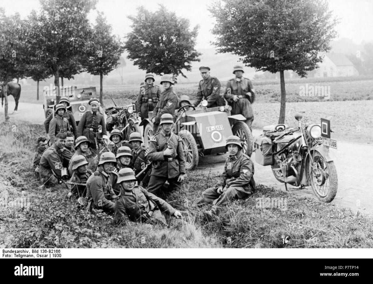 Reichswehr Black and White Stock Photos & Images - Alamy
