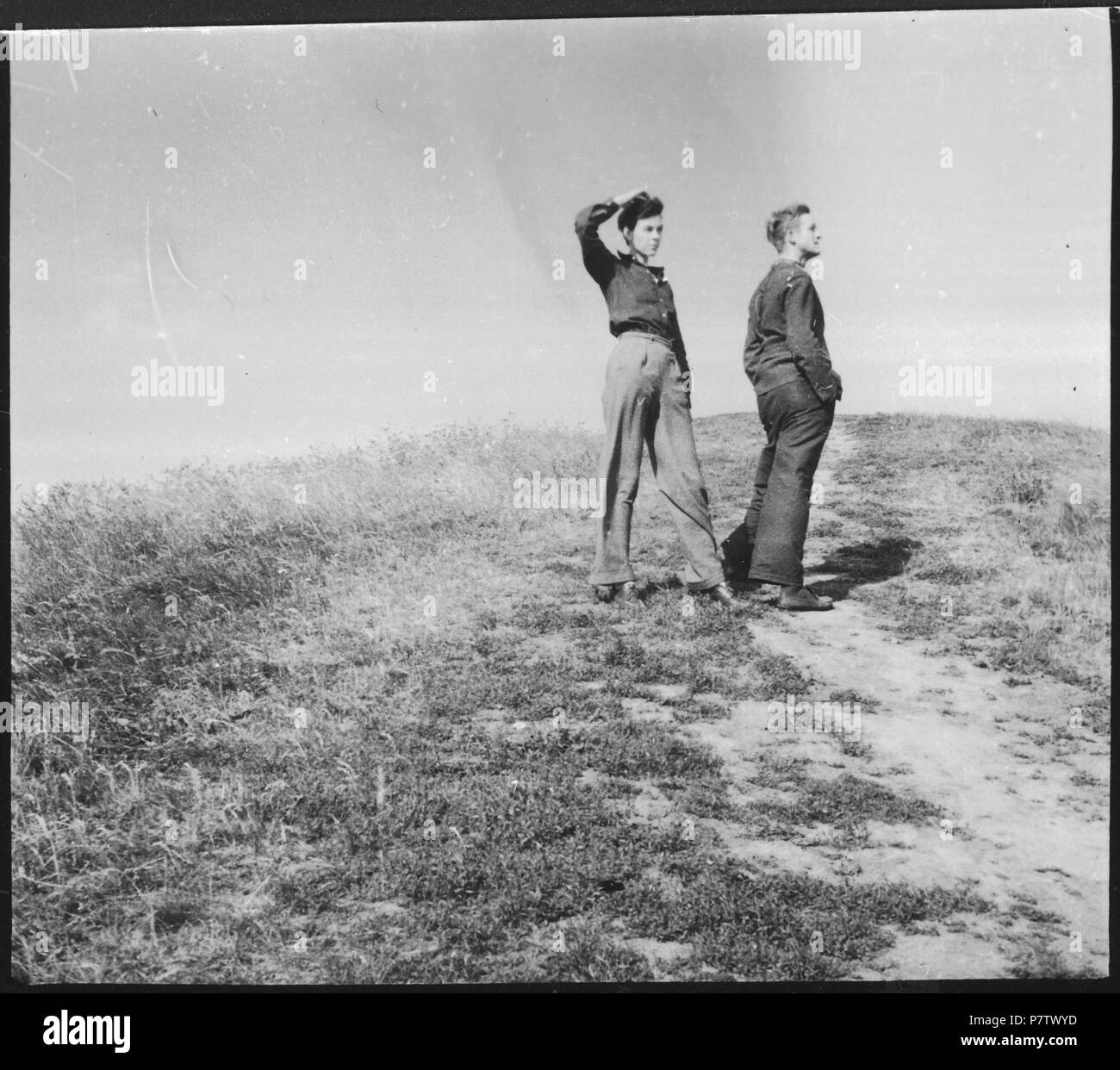 Schweden: Menschen; Barbara Hamilton-Wright mit Michael Logan auf einem ...