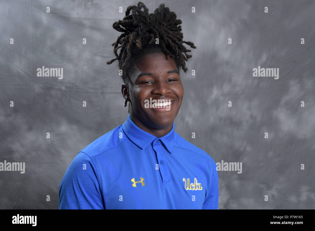 UCLA Bruins defensive back Elijah Gates (9) poses in Los Angeles ...