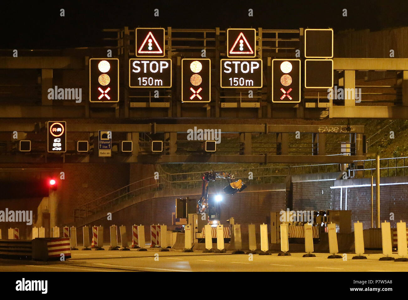 Motorway stop off hi-res stock photography and images - Alamy
