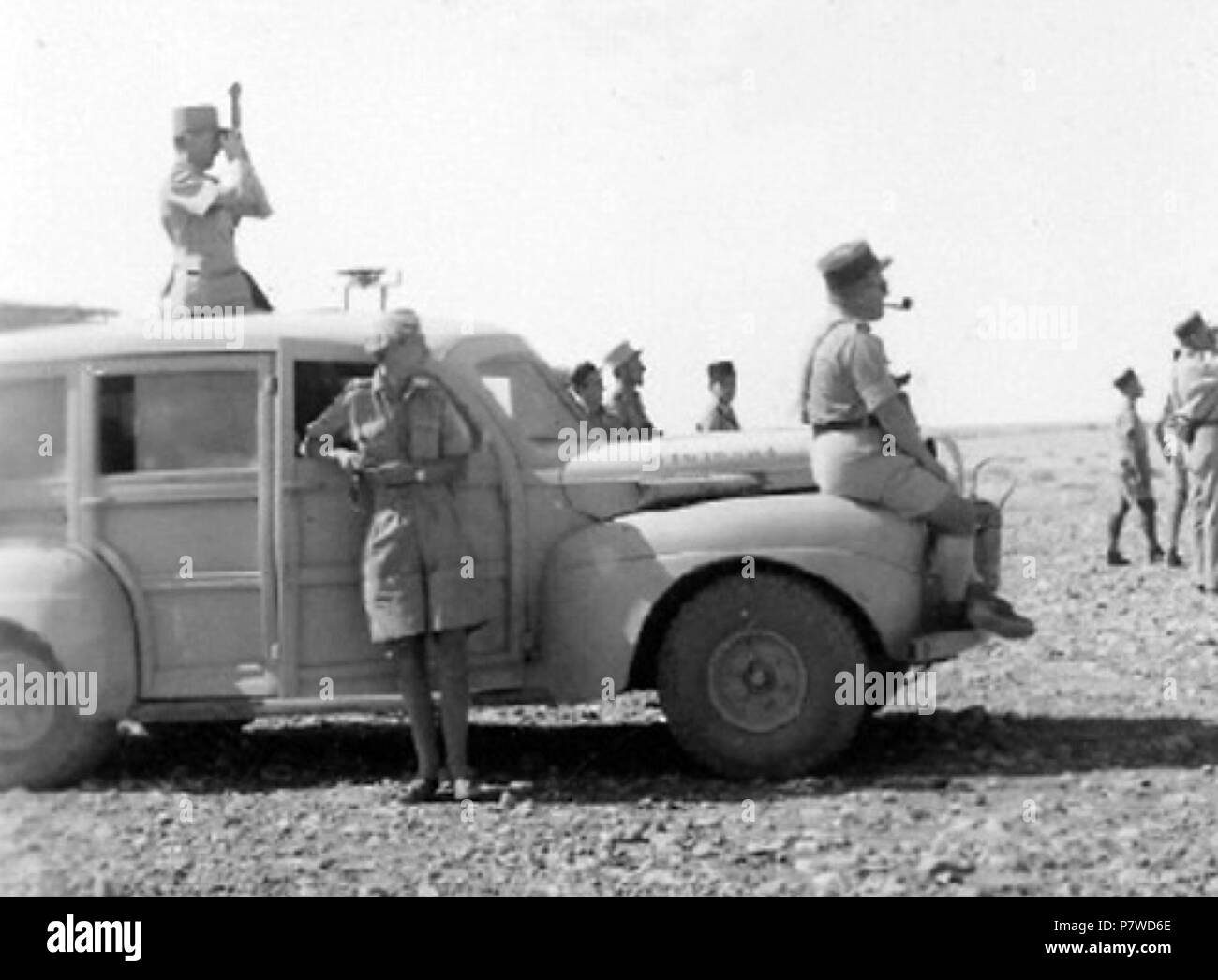 Français : General Koenig in Bir Hacheim on his Ford Utility driven by ...