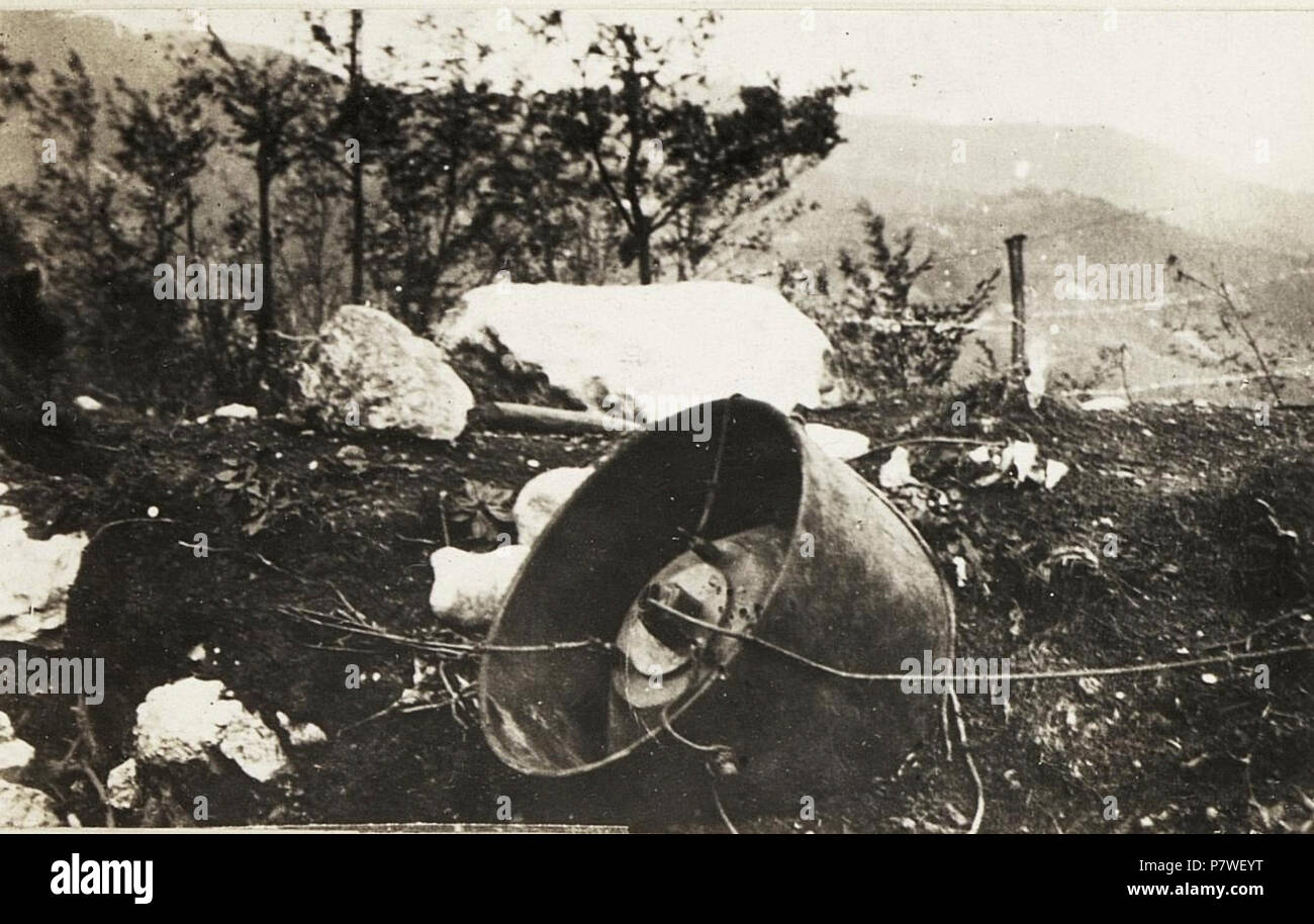 Mine launcher hi-res stock photography and images - Alamy