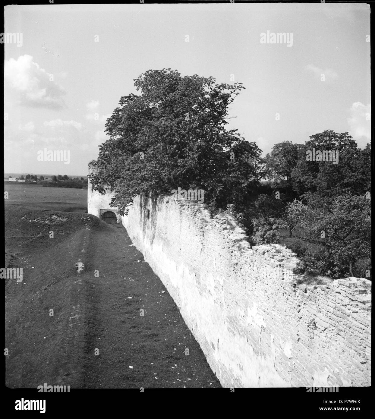 Steinmauer steinmauer Black and White Stock Photos & Images - Alamy