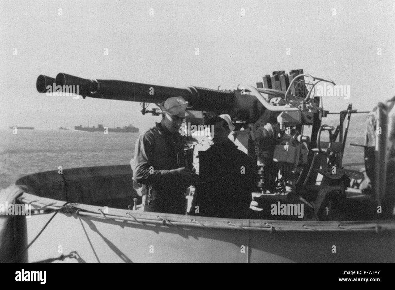 40mm twin Bofors gun mount on USS Reno (CL-96) c1944 Stock Photo - Alamy