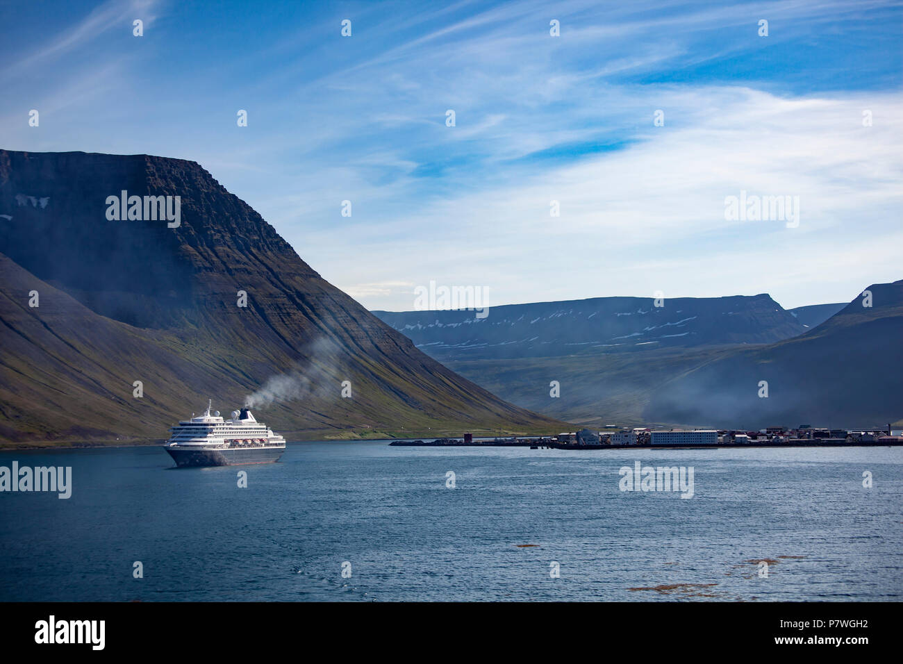 MS Prinsendam is a cruise ship for Holland America Line leaving ...