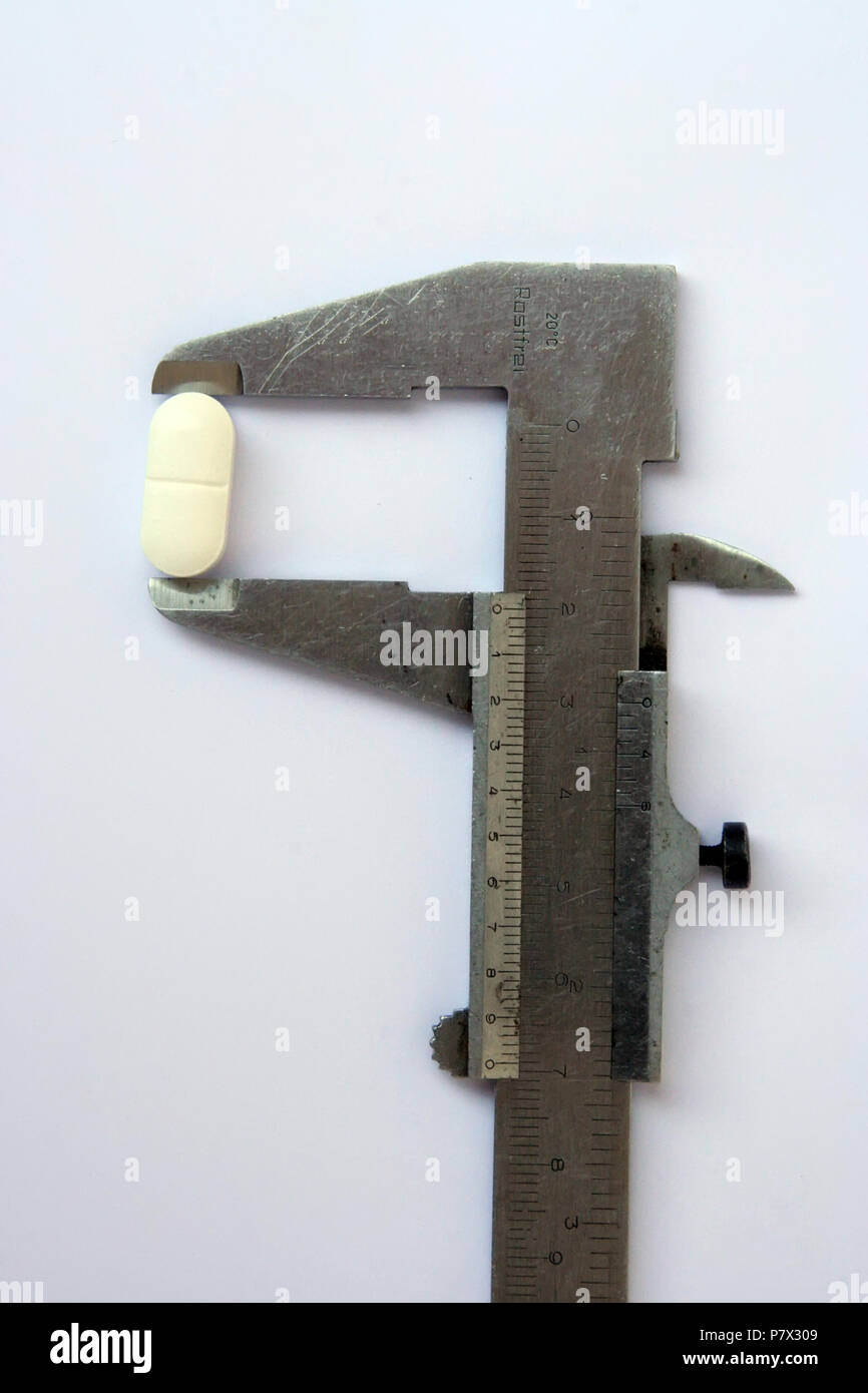 Medical ruler hi-res stock photography and images - Alamy