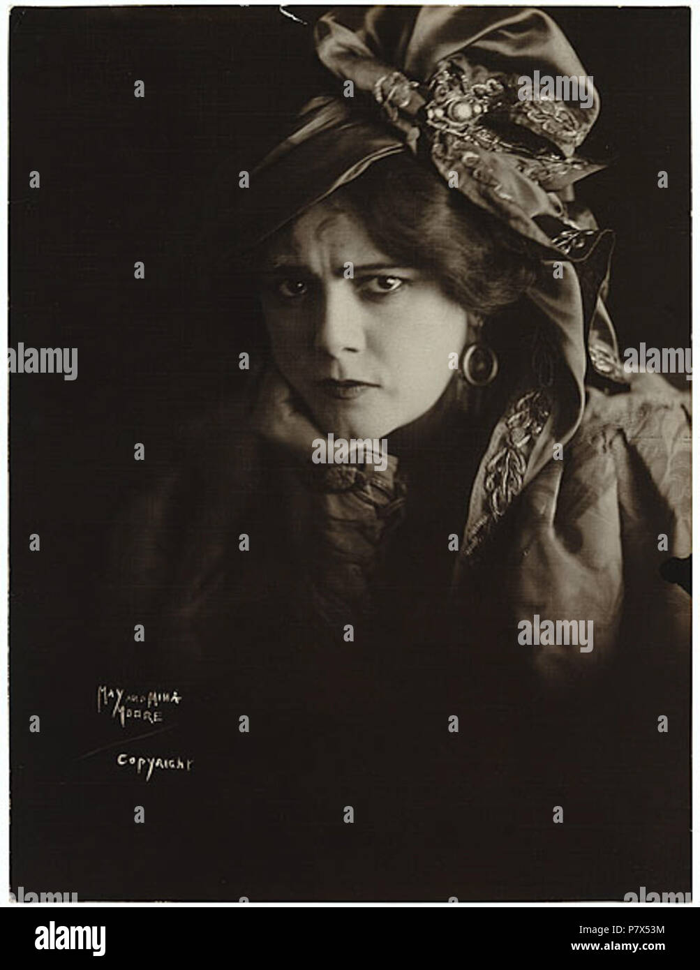 Lily brayton english dramatic actress hi-res stock photography and ...
