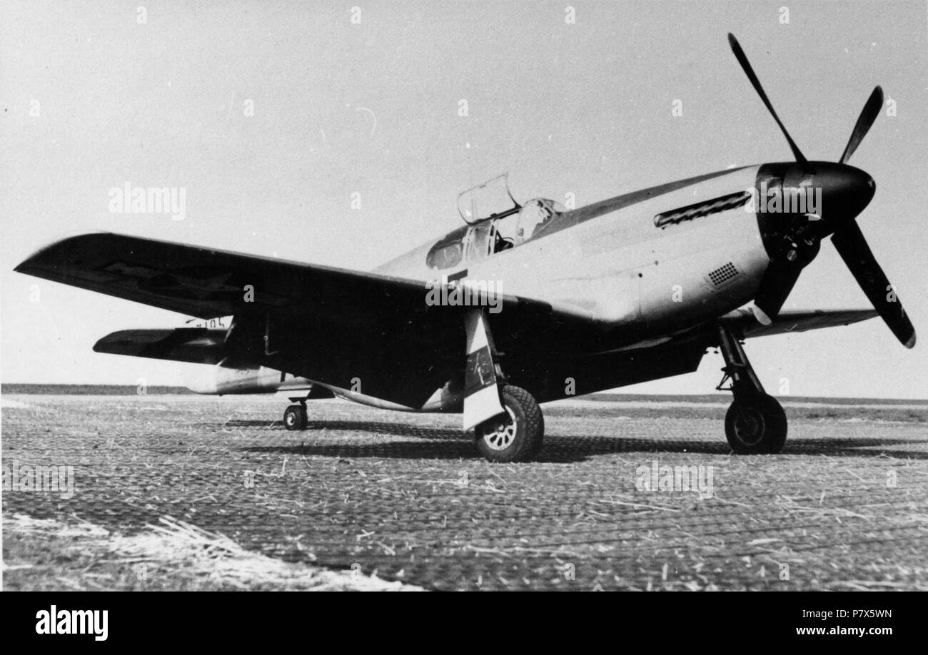 354th Fighter Group - P-51B Mustang at RAF Goxhill Stock Photo - Alamy