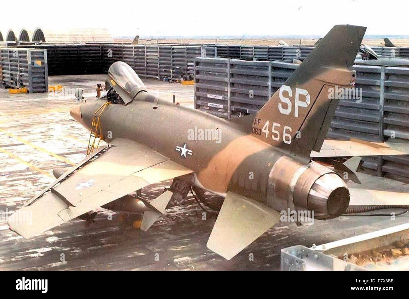 355th Tactical Fighter Squadron - North American F-100D Super Sabre 56 ...