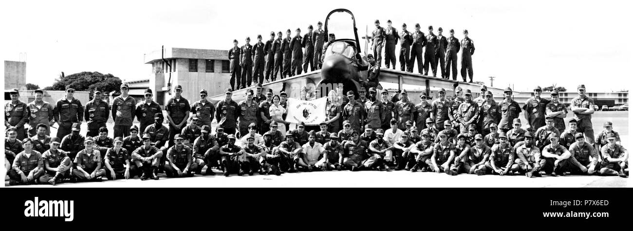 356th fighter squadron hi-res stock photography and images - Alamy