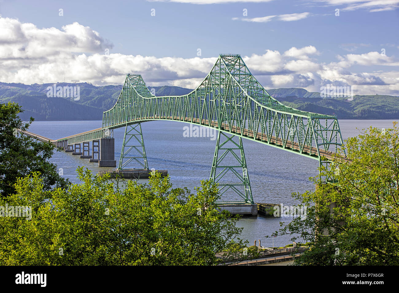 Astoria megler bridge that spans across the Columbia River in Astoria ...