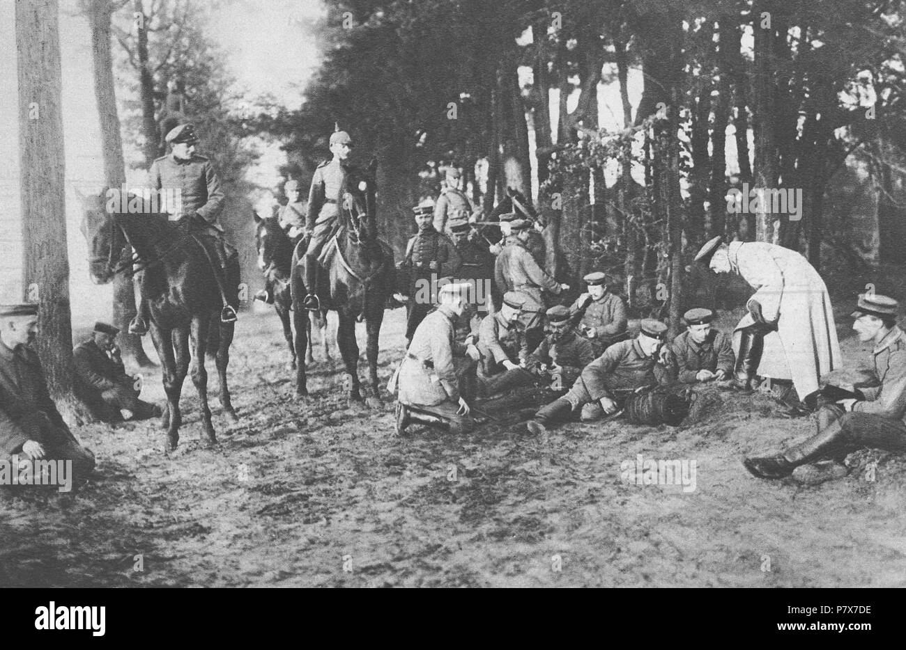 German troops and officers manning a field telephone post during World ...