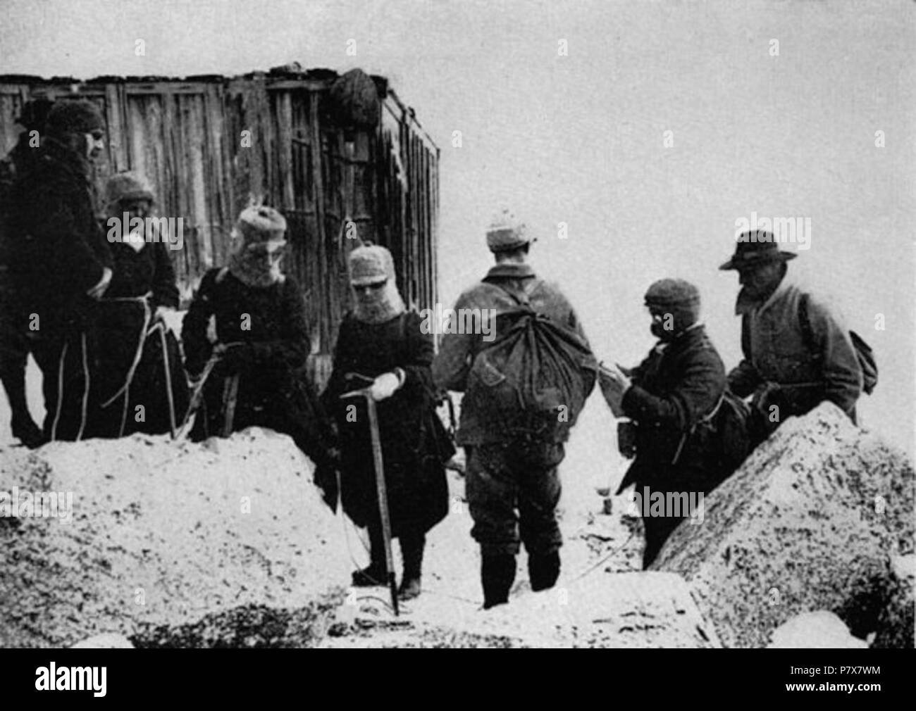 Refuge du Black and White Stock Photos & Images - Alamy