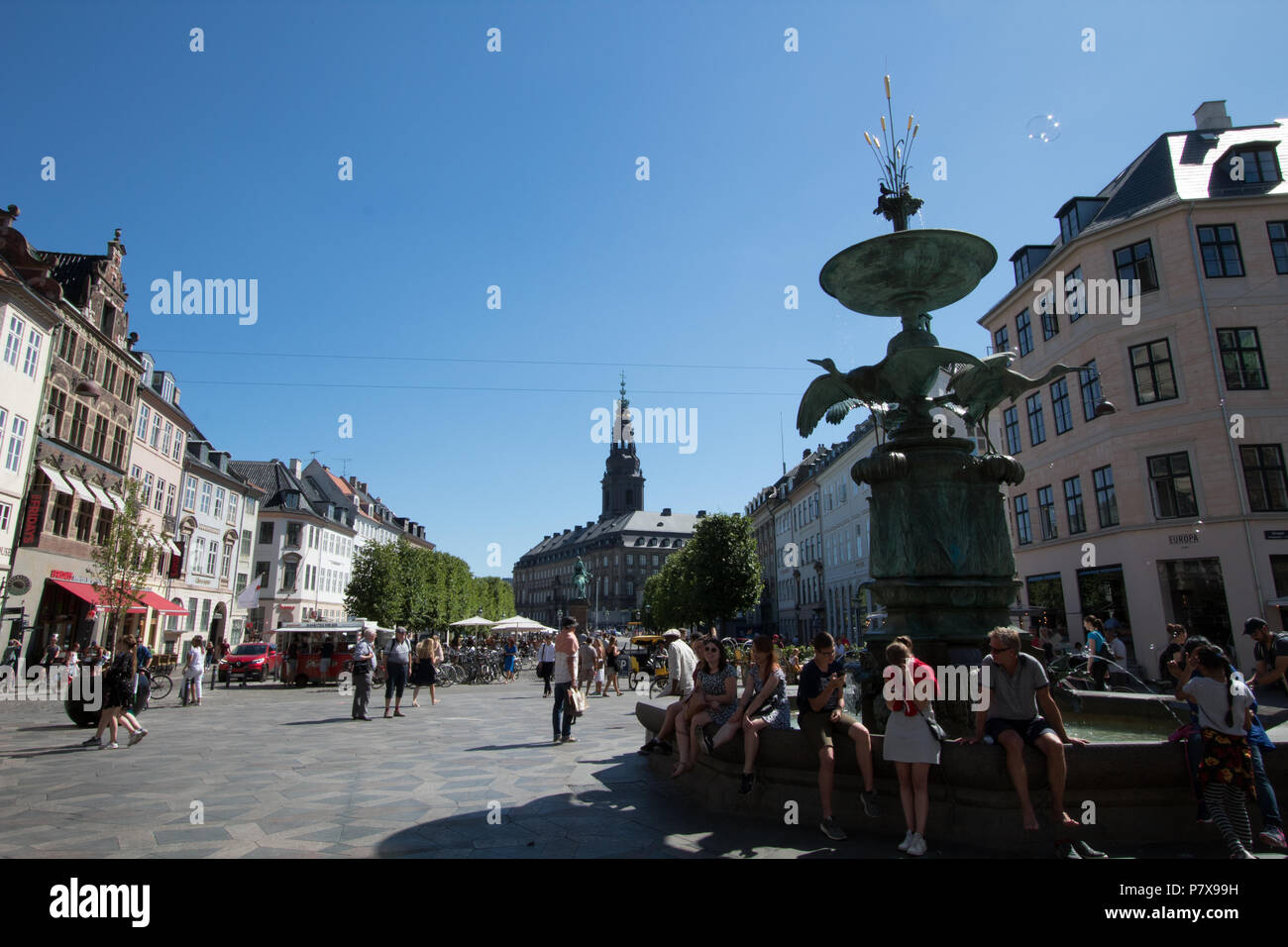Str get The Main Shopping Street In Copenhagen Denmark Stock Photo Alamy str-get-the-main-shopping-street-in-copenhagen-denmark-stock-photo-alamy