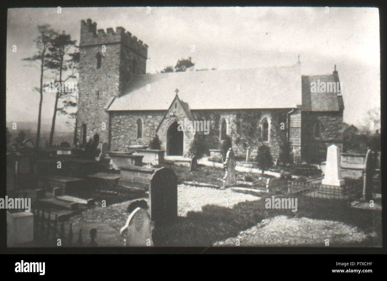 English: Rhayader church in around 1900-1920 from the south east across ...